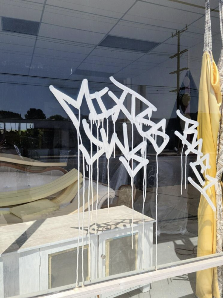 GRAFFITI ON - CC Surface Restoration