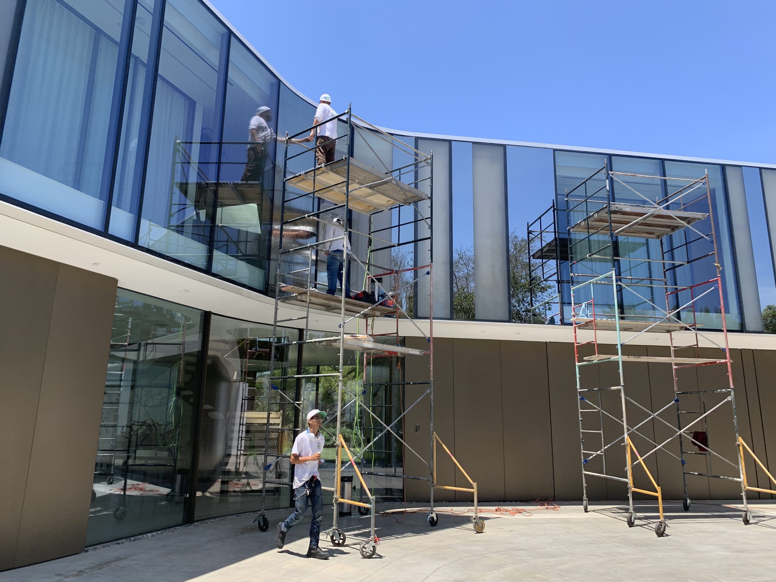 Hard Water Removal - CC Surface Restoration